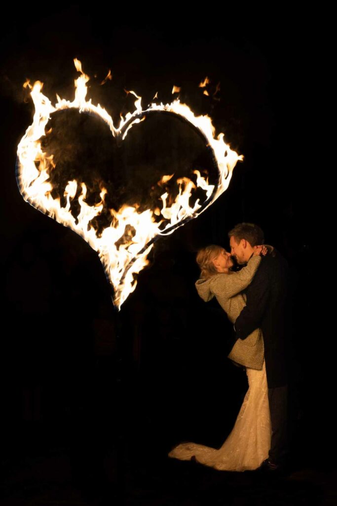 Brennendes Herz Fur Hochzeit